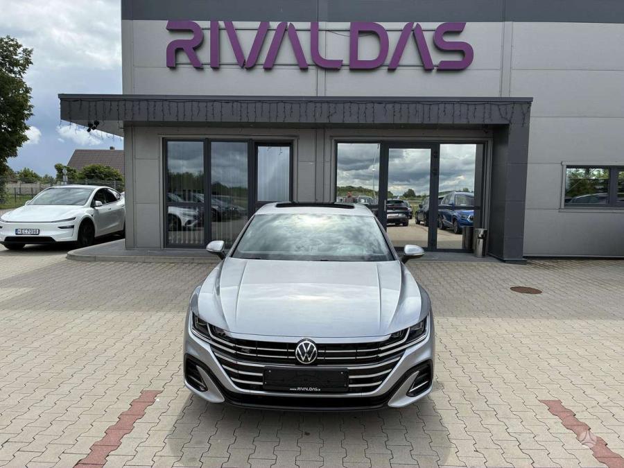 Brown Volkswagen Arteon 2021 in Siauliai, with an engine capacity of 1.40 L and mileage of 166 thousand km for 22890 €, photo 5 on AUTOMOTO.COM.LV