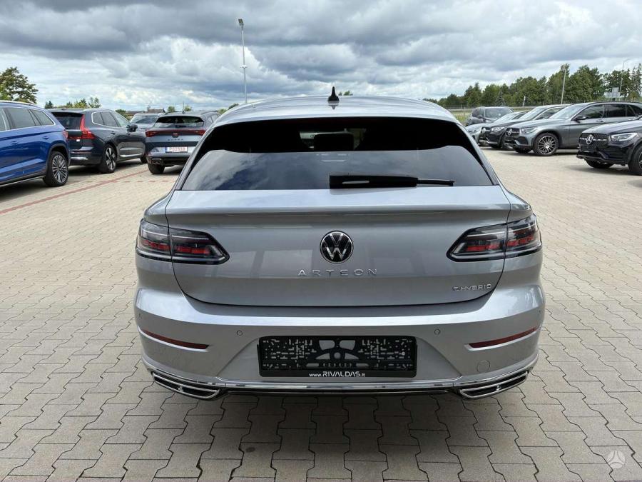 Brown Volkswagen Arteon 2021 in Siauliai, with an engine capacity of 1.40 L and mileage of 166 thousand km for 22890 €, photo 10 on AUTOMOTO.COM.LV