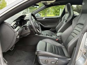 Brown Volkswagen Arteon 2021 in Siauliai, with an engine capacity of 1.40 L and mileage of 166 thousand km for 22890 €, photo 14 on AUTOMOTO.COM.LV