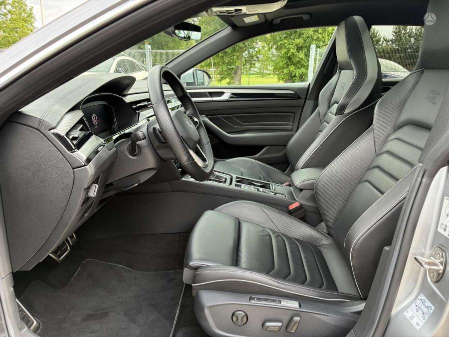 Brown Volkswagen Arteon 2021 in Siauliai, with an engine capacity of 1.40 L and mileage of 166 thousand km for 22890 €, photo 14 on AUTOMOTO.COM.LV