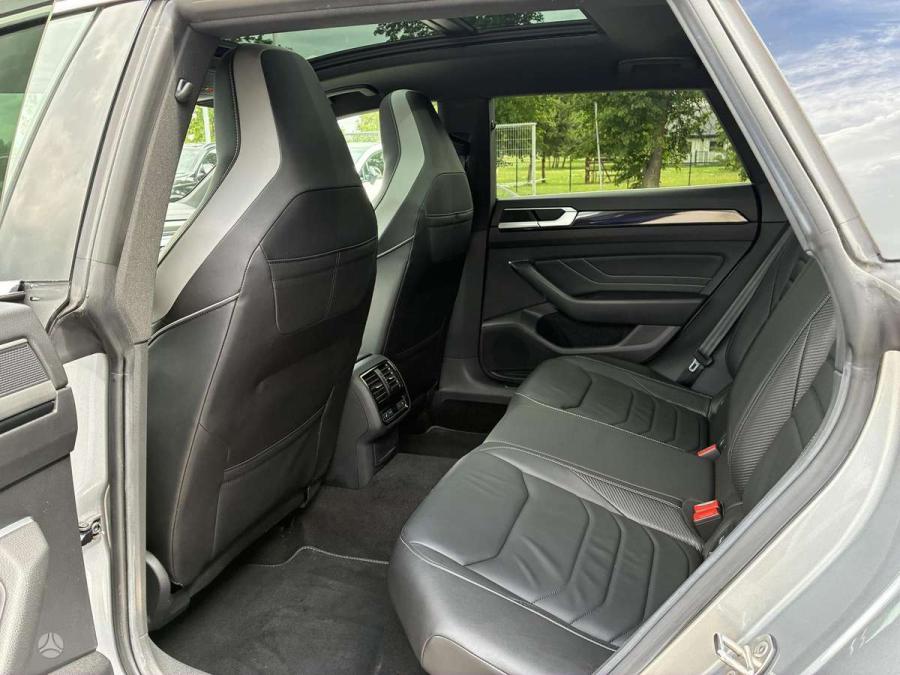 Brown Volkswagen Arteon 2021 in Siauliai, with an engine capacity of 1.40 L and mileage of 166 thousand km for 22890 €, photo 15 on AUTOMOTO.COM.LV