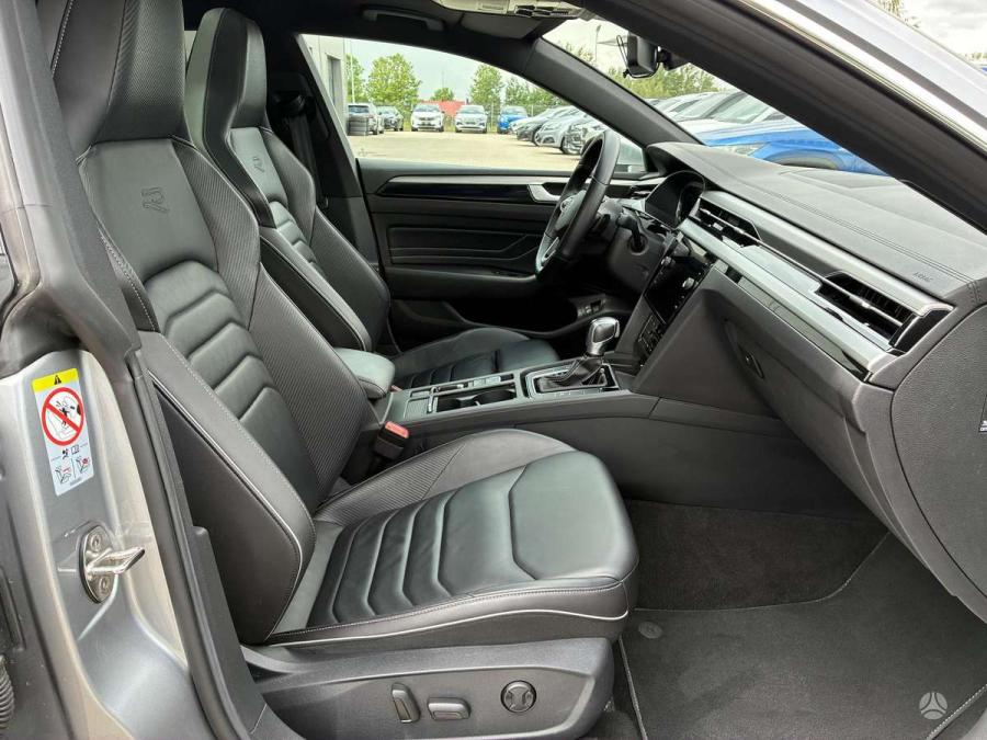 Brown Volkswagen Arteon 2021 in Siauliai, with an engine capacity of 1.40 L and mileage of 166 thousand km for 22890 €, photo 18 on AUTOMOTO.COM.LV