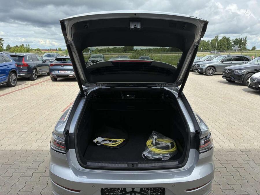 Brown Volkswagen Arteon 2021 in Siauliai, with an engine capacity of 1.40 L and mileage of 166 thousand km for 22890 €, photo 20 on AUTOMOTO.COM.LV