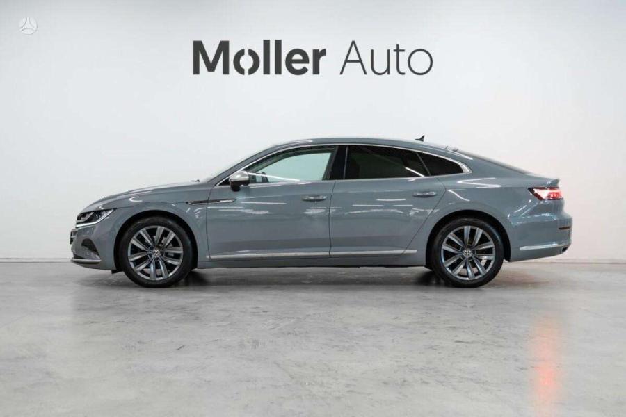 Grey Volkswagen Arteon 2021 in Vilnius, with an engine capacity of 1.40 L and mileage of 109 thousand km for 23900 €, photo 3 on AUTOMOTO.COM.LV