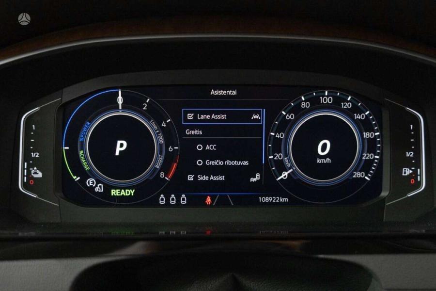 Grey Volkswagen Arteon 2021 in Vilnius, with an engine capacity of 1.40 L and mileage of 109 thousand km for 23900 €, photo 12 on AUTOMOTO.COM.LV