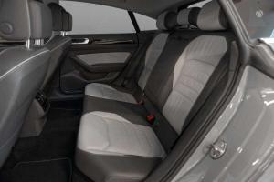 Grey Volkswagen Arteon 2021 in Vilnius, with an engine capacity of 1.40 L and mileage of 109 thousand km for 23900 €, photo 20 on AUTOMOTO.COM.LV