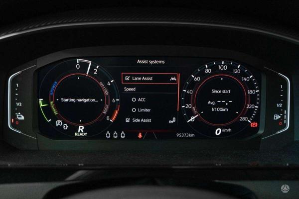 Pelēks Volkswagen Arteon 2022 Viļņa, ar dzinēja tilpumu 1.40 L un nobraukumu 95 tūkst. km par 25900 €, foto 10 vietnē AUTOMOTO.COM.LV
