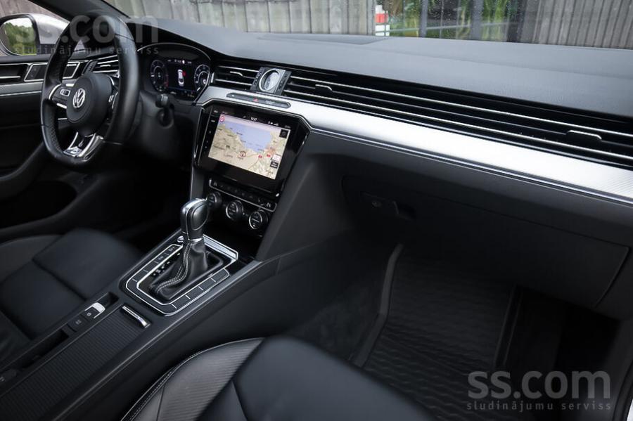 Pelēks Volkswagen Arteon 2017 Tukums, ar dzinēja tilpumu 2.00 L un nobraukumu 0 tūkst. km par 17999 €, foto 9 vietnē AUTOMOTO.COM.LV