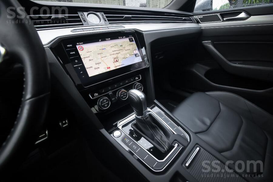 Pelēks Volkswagen Arteon 2017 Tukums, ar dzinēja tilpumu 2.00 L un nobraukumu 0 tūkst. km par 17999 €, foto 10 vietnē AUTOMOTO.COM.LV