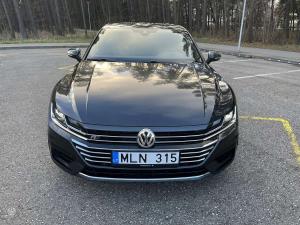 Pelēks Volkswagen Arteon 2018 Šilutė, ar dzinēja tilpumu 1.97 L un nobraukumu 181 tūkst. km par 21500 €, foto 4 vietnē AUTOMOTO.COM.LV