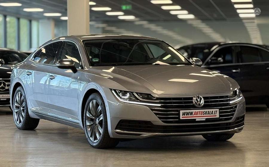 Pelēks Volkswagen Arteon 2018 Klaipėda, ar dzinēja tilpumu 1.97 L un nobraukumu 225 tūkst. km par 17999 €, foto 8 vietnē AUTOMOTO.COM.LV