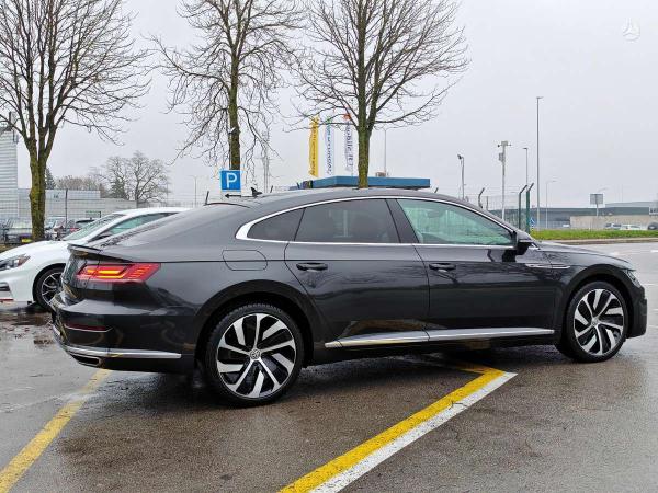 Grey Volkswagen Arteon 2018 in Klaipeda, with an engine capacity of 1.97 L and mileage of 190 thousand km for 18999 €, photo 7 on AUTOMOTO.COM.LV