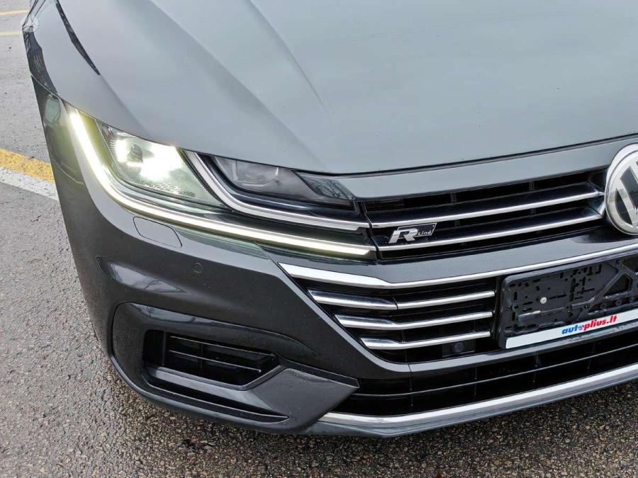 Pelēks Volkswagen Arteon 2018 Klaipėda, ar dzinēja tilpumu 1.97 L un nobraukumu 190 tūkst. km par 18999 €, foto 10 vietnē AUTOMOTO.COM.LV
