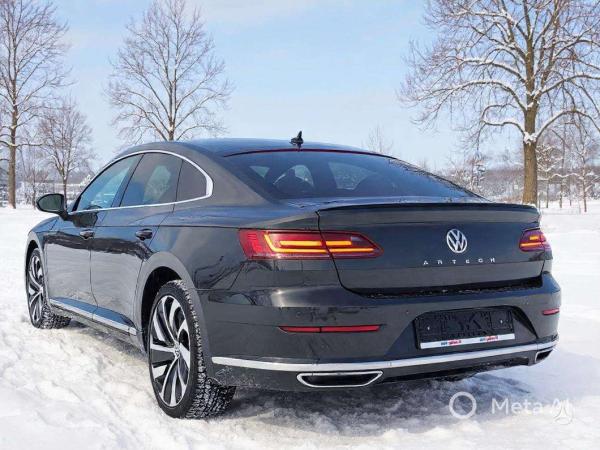Grey Volkswagen Arteon 2018 in Klaipeda, with an engine capacity of 1.97 L and mileage of 190 thousand km for 18950 €, photo 7 on AUTOMOTO.COM.LV