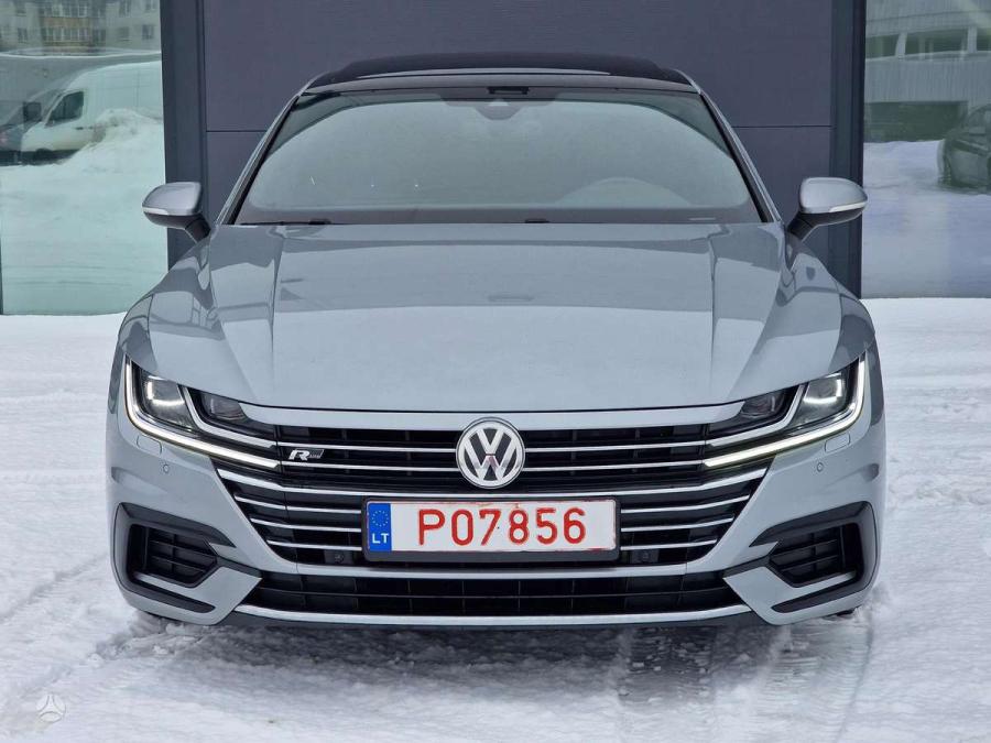 Pelēks Volkswagen Arteon 2018 Jonava, ar dzinēja tilpumu 2.00 L un nobraukumu 231 tūkst. km par 18250 €, foto 2 vietnē AUTOMOTO.COM.LV