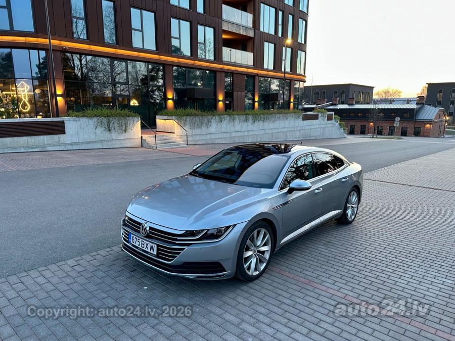 Grey Volkswagen Arteon 2018 in Tallinn, with an engine capacity of 2.00 L and mileage of 129 thousand km for 24500 €, photo 3 on AUTOMOTO.COM.LV