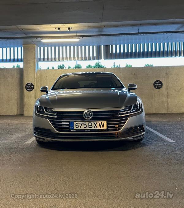 Grey Volkswagen Arteon 2018 in Tallinn, with an engine capacity of 2.00 L and mileage of 129 thousand km for 24500 €, photo 4 on AUTOMOTO.COM.LV
