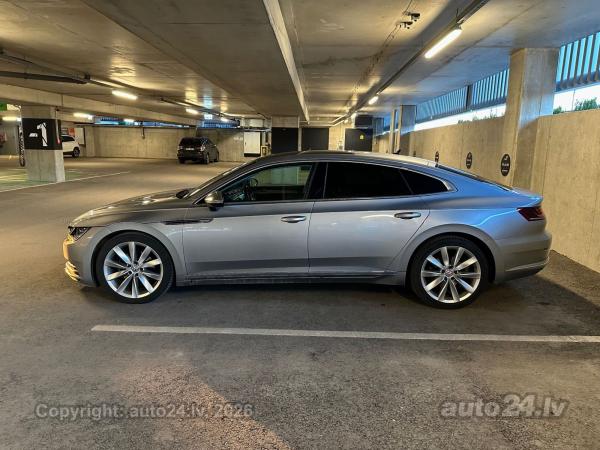 Grey Volkswagen Arteon 2018 in Tallinn, with an engine capacity of 2.00 L and mileage of 129 thousand km for 24500 €, photo 6 on AUTOMOTO.COM.LV