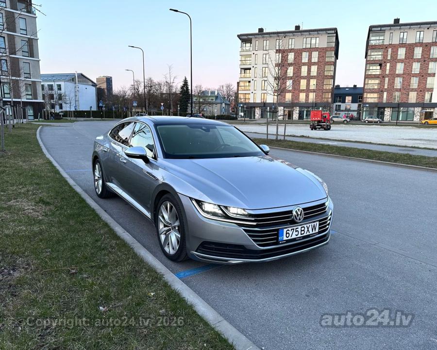 Grey Volkswagen Arteon 2018 in Tallinn, with an engine capacity of 2.00 L and mileage of 129 thousand km for 24500 €, photo 17 on AUTOMOTO.COM.LV