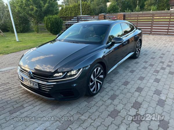 Grey Volkswagen Arteon 2018 in Tallinn, with an engine capacity of 2.00 L and mileage of 121 thousand km for 25800 €, photo 1 on AUTOMOTO.COM.LV