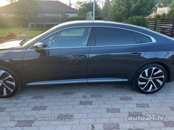 Grey Volkswagen Arteon 2018 in Tallinn, with an engine capacity of 2.00 L and mileage of 121 thousand km for 25800 €, photo 5 on AUTOMOTO.COM.LV