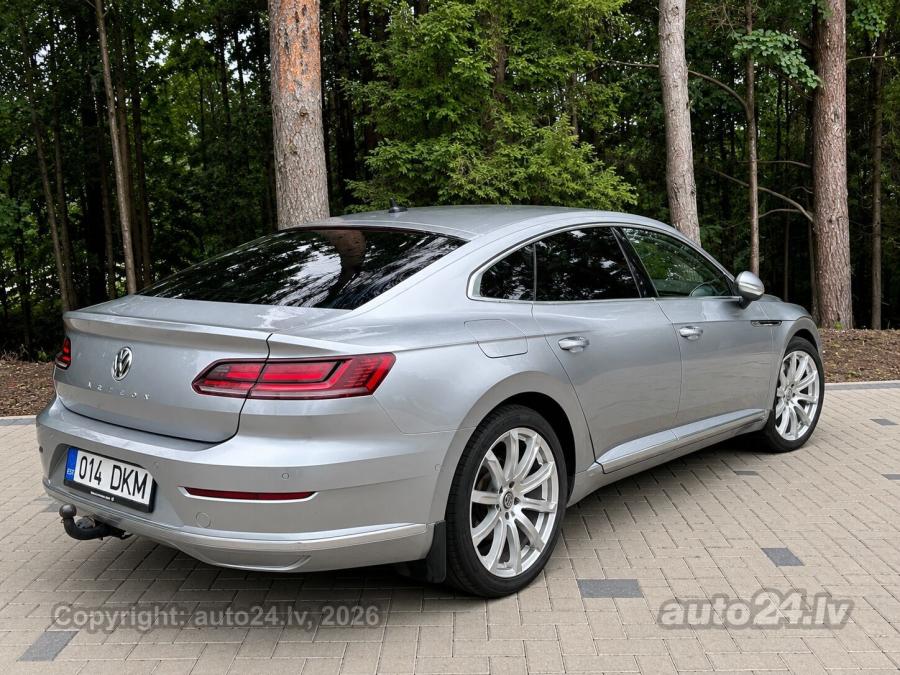 Grey Volkswagen Arteon 2018 in Valga, with an engine capacity of 2.00 L and mileage of 280 thousand km for 12700 €, photo 5 on AUTOMOTO.COM.LV