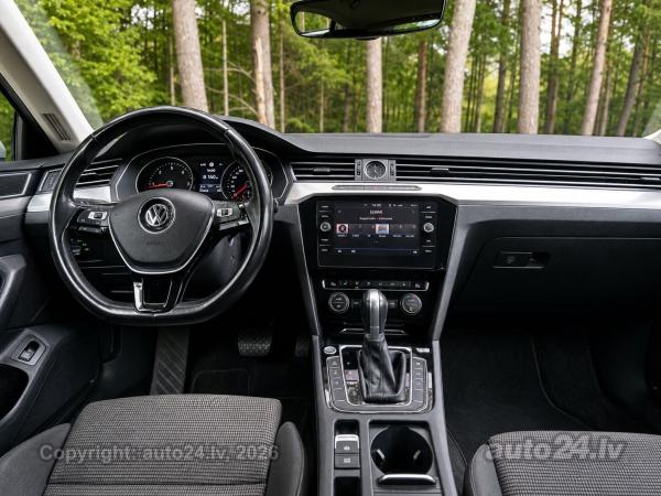 Pelēks Volkswagen Arteon 2018 Valga, ar dzinēja tilpumu 2.00 L un nobraukumu 280 tūkst. km par 12700 €, foto 8 vietnē AUTOMOTO.COM.LV