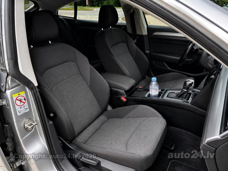 Grey Volkswagen Arteon 2018 in Valga, with an engine capacity of 2.00 L and mileage of 280 thousand km for 12700 €, photo 11 on AUTOMOTO.COM.LV