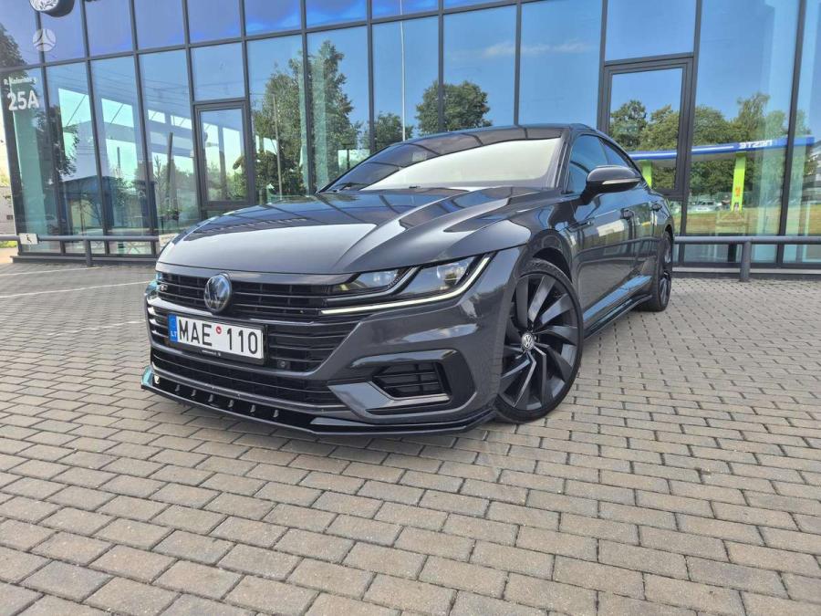 Pelēks Volkswagen Arteon 2018 Kauņa, ar dzinēja tilpumu 2.00 L un nobraukumu 255 tūkst. km par 20900 €, foto 1 vietnē AUTOMOTO.COM.LV