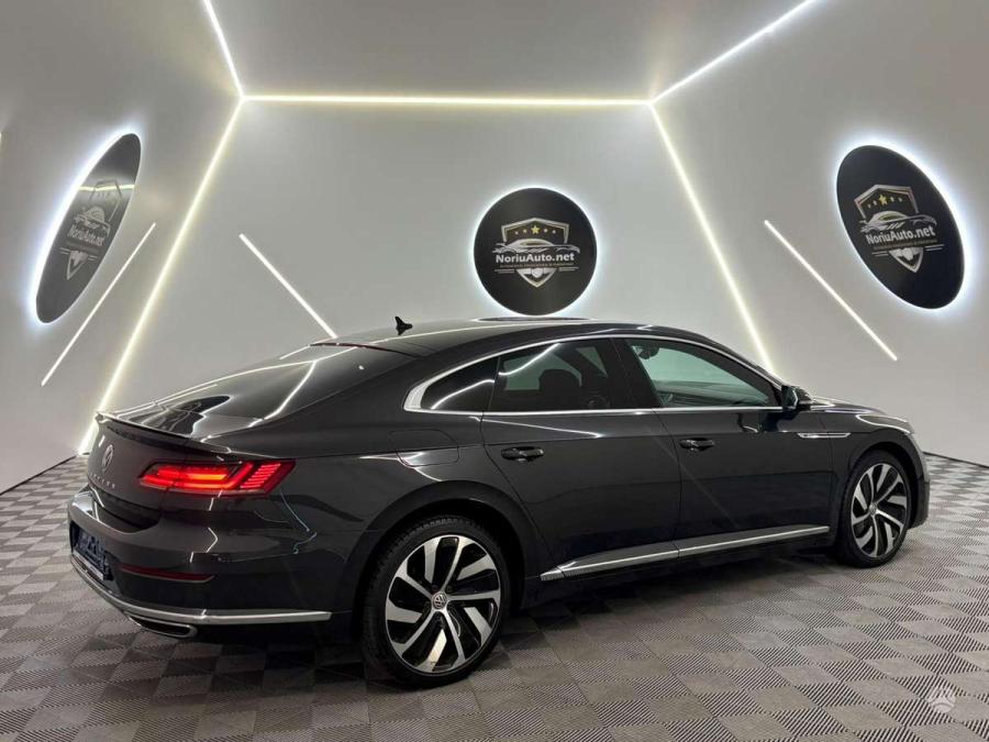 Pelēks Volkswagen Arteon 2018 Marijampole, ar dzinēja tilpumu 1.97 L un nobraukumu 192 tūkst. km par 18250 €, foto 7 vietnē AUTOMOTO.COM.LV