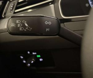 Pelēks Volkswagen Arteon 2018 Marijampole, ar dzinēja tilpumu 1.97 L un nobraukumu 192 tūkst. km par 18250 €, foto 20 vietnē AUTOMOTO.COM.LV