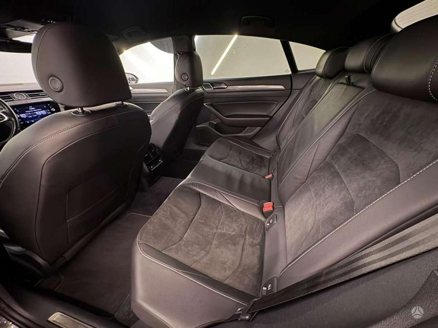 Pelēks Volkswagen Arteon 2018 Marijampole, ar dzinēja tilpumu 1.97 L un nobraukumu 192 tūkst. km par 18250 €, foto 30 vietnē AUTOMOTO.COM.LV