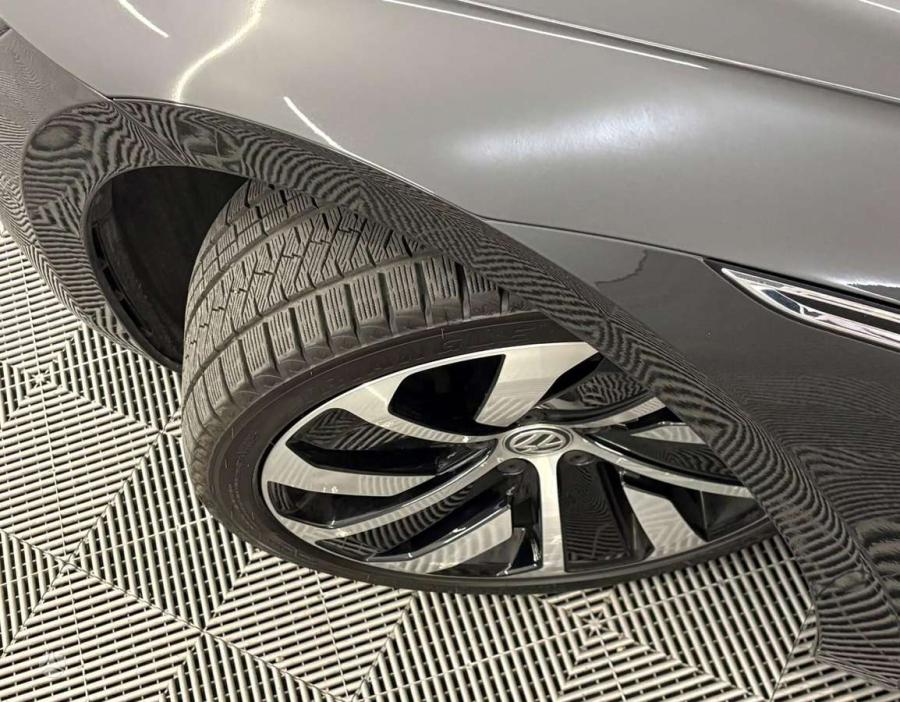 Pelēks Volkswagen Arteon 2018 Marijampole, ar dzinēja tilpumu 1.97 L un nobraukumu 192 tūkst. km par 18250 €, foto 31 vietnē AUTOMOTO.COM.LV