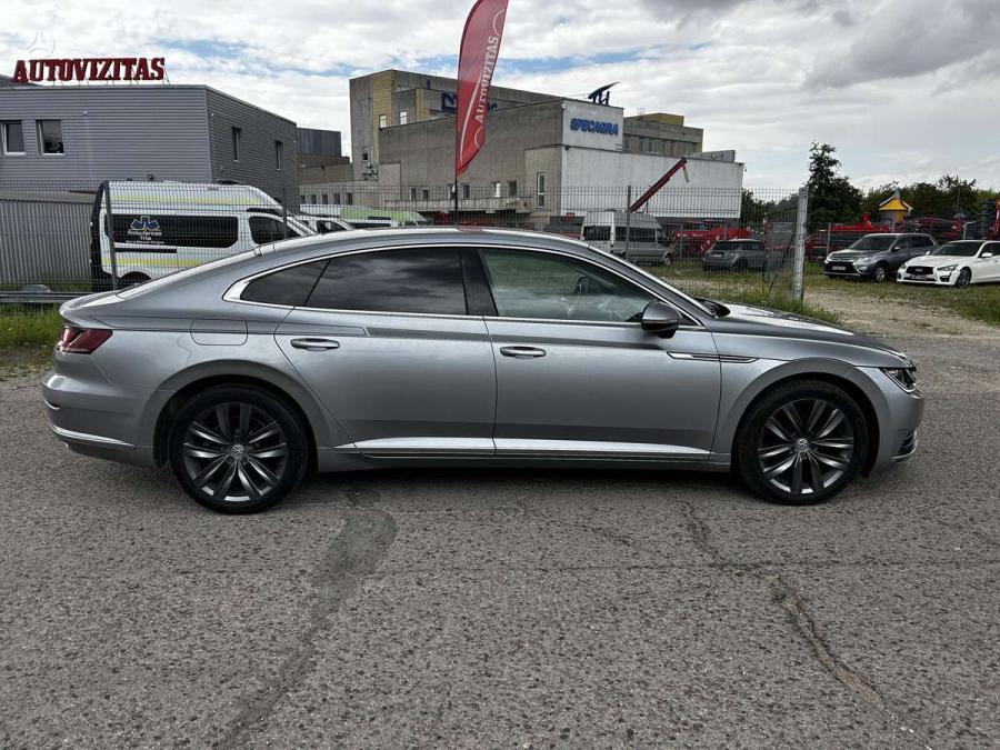 Pelēks Volkswagen Arteon 2018 Panevēža, ar dzinēja tilpumu 1.97 L un nobraukumu 187 tūkst. km par 15900 €, foto 8 vietnē AUTOMOTO.COM.LV