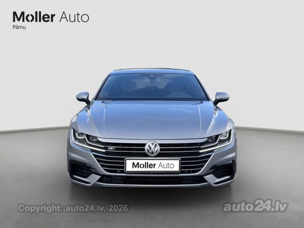Grey Volkswagen Arteon 2018 in Parnu, with an engine capacity of 1.50 L and mileage of 145 thousand km for 22900 €, photo 4 on AUTOMOTO.COM.LV