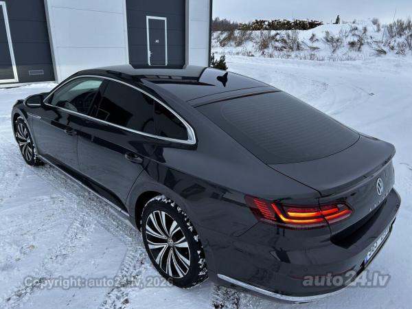 Pelēks Volkswagen Arteon 2019 Tallina, ar dzinēja tilpumu 2.00 L un nobraukumu 252 tūkst. km par 17900 €, foto 3 vietnē AUTOMOTO.COM.LV