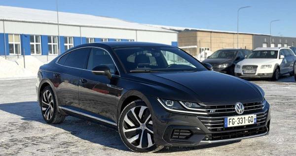 Grey Volkswagen Arteon 2019 in Taurage, with an engine capacity of 1.97 L and mileage of 238 thousand km for 16700 €, photo 7 on AUTOMOTO.COM.LV
