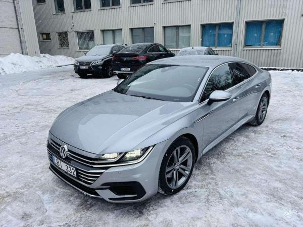 Pelēks Volkswagen Arteon 2019 Viļņa, ar dzinēja tilpumu 1.50 L un nobraukumu 211 tūkst. km par 18850 €, foto 1 vietnē AUTOMOTO.COM.LV