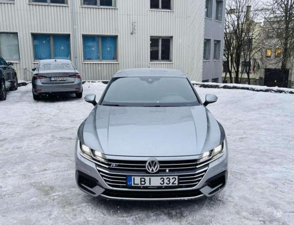 Pelēks Volkswagen Arteon 2019 Viļņa, ar dzinēja tilpumu 1.50 L un nobraukumu 211 tūkst. km par 18850 €, foto 2 vietnē AUTOMOTO.COM.LV