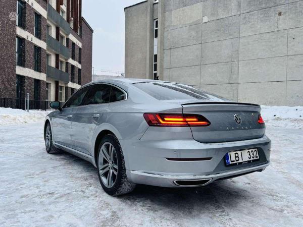 Pelēks Volkswagen Arteon 2019 Viļņa, ar dzinēja tilpumu 1.50 L un nobraukumu 211 tūkst. km par 18850 €, foto 7 vietnē AUTOMOTO.COM.LV