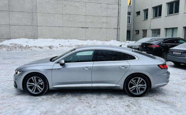 Pelēks Volkswagen Arteon 2019 Viļņa, ar dzinēja tilpumu 1.50 L un nobraukumu 211 tūkst. km par 18850 €, foto 8 vietnē AUTOMOTO.COM.LV