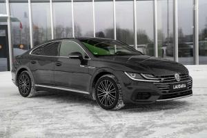 Grey Volkswagen Arteon 2019 in Vilnius, with an engine capacity of 1.50 L and mileage of 95 thousand km for 21950 €, photo  on AUTOMOTO.COM.LV