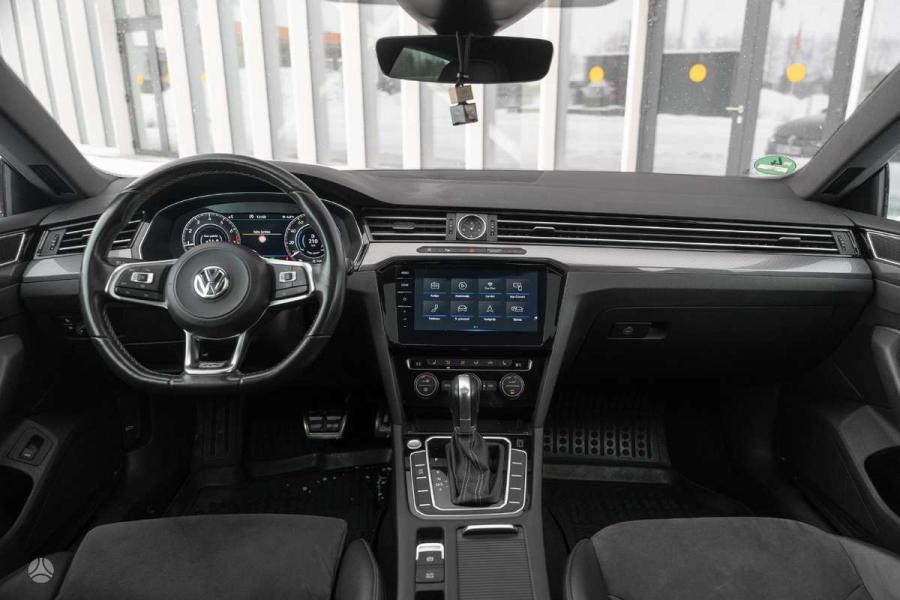 Pelēks Volkswagen Arteon 2019 Viļņa, ar dzinēja tilpumu 1.50 L un nobraukumu 95 tūkst. km par 21950 €, foto 13 vietnē AUTOMOTO.COM.LV