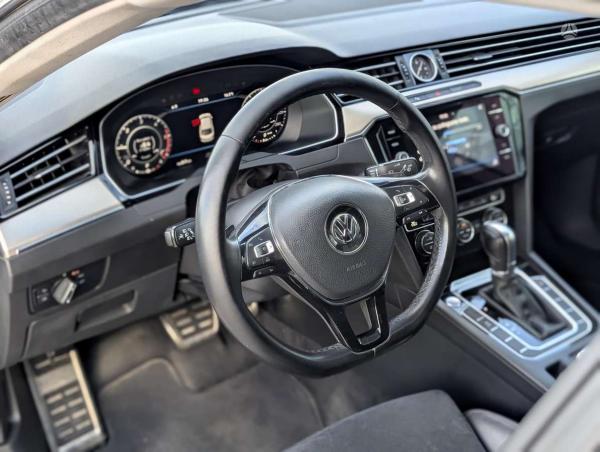 Pelēks Volkswagen Arteon 2019 Viļņa, ar dzinēja tilpumu 1.97 L un nobraukumu 172 tūkst. km par 16700 €, foto 9 vietnē AUTOMOTO.COM.LV