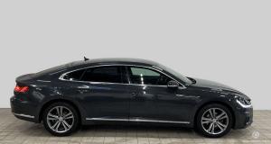 Grey Volkswagen Arteon 2020 in Kaunas, with an engine capacity of 1.98 L and mileage of 73 thousand km for 24600 €, photo 3 on AUTOMOTO.COM.LV