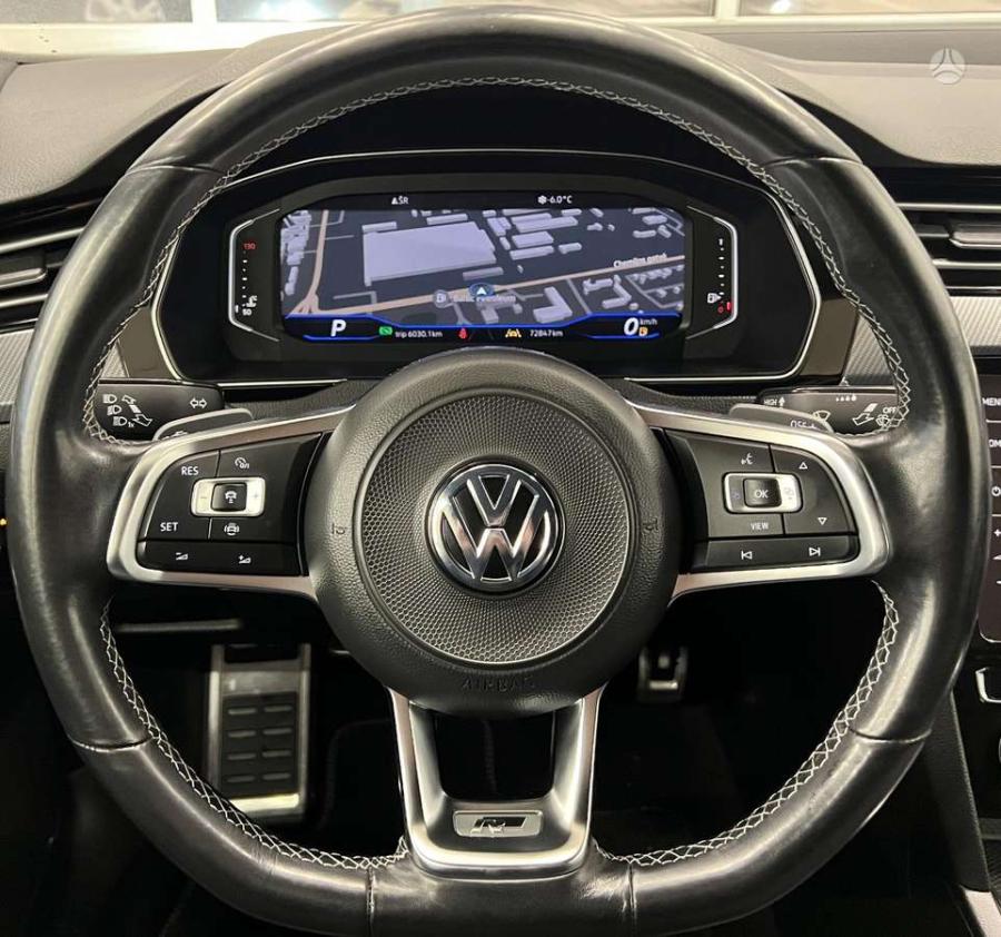 Grey Volkswagen Arteon 2020 in Kaunas, with an engine capacity of 1.98 L and mileage of 73 thousand km for 24600 €, photo 6 on AUTOMOTO.COM.LV