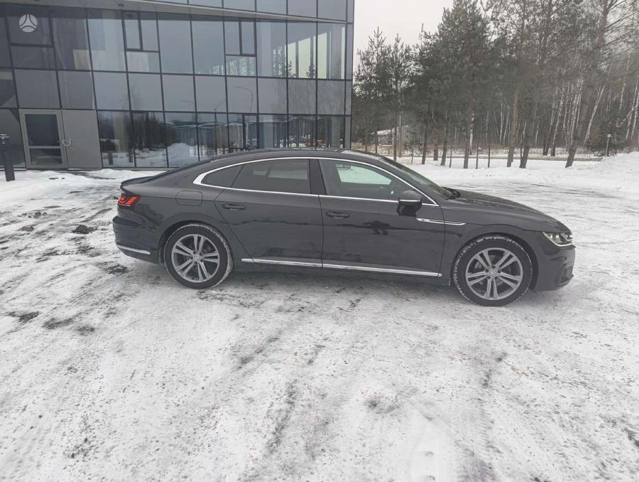 Pelēks Volkswagen Arteon 2020 Kauņa, ar dzinēja tilpumu 1.98 L un nobraukumu 69 tūkst. km par 25200 €, foto 6 vietnē AUTOMOTO.COM.LV