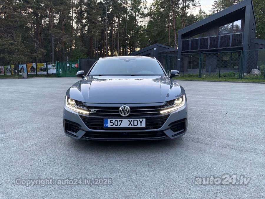 Pelēks Volkswagen Arteon 2020 Tallina, ar dzinēja tilpumu 2.00 L un nobraukumu 128 tūkst. km par 30500 €, foto 3 vietnē AUTOMOTO.COM.LV