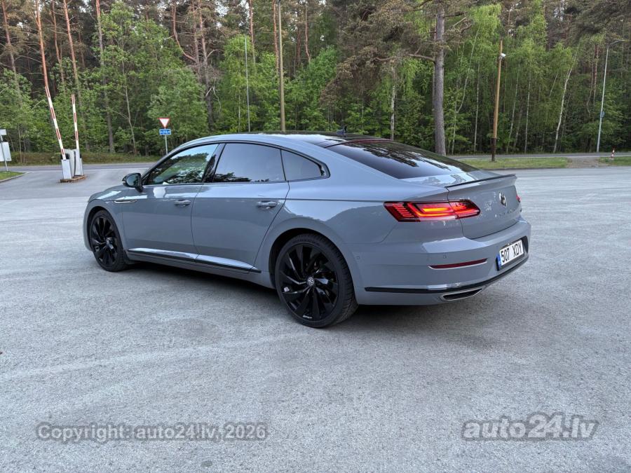 Pelēks Volkswagen Arteon 2020 Tallina, ar dzinēja tilpumu 2.00 L un nobraukumu 128 tūkst. km par 30500 €, foto 4 vietnē AUTOMOTO.COM.LV
