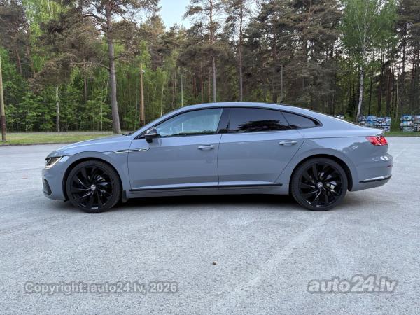 Pelēks Volkswagen Arteon 2020 Tallina, ar dzinēja tilpumu 2.00 L un nobraukumu 128 tūkst. km par 30500 €, foto 4 vietnē AUTOMOTO.COM.LV
